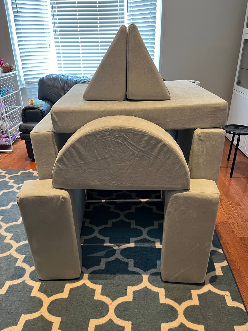 House – Barumba Play